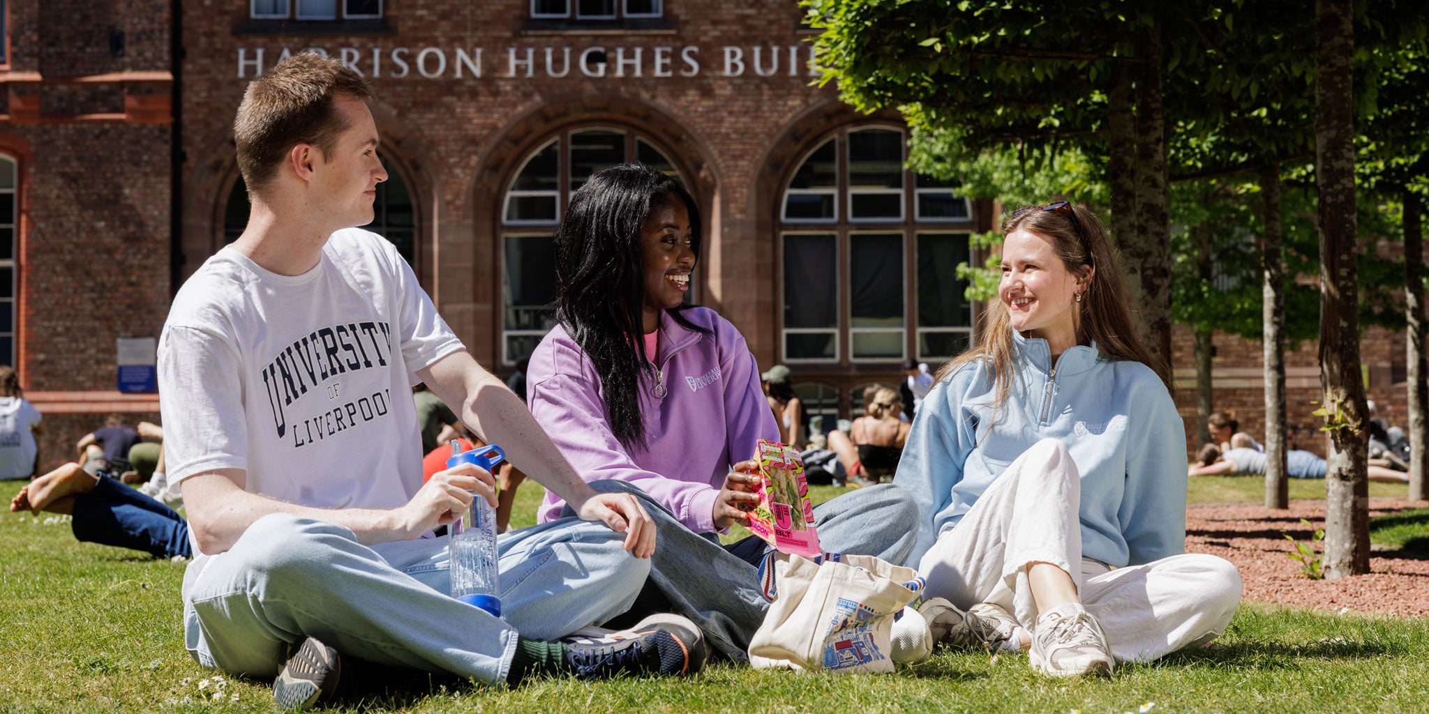 Official University of Liverpool Merchandise – Liverpool Guild of Students